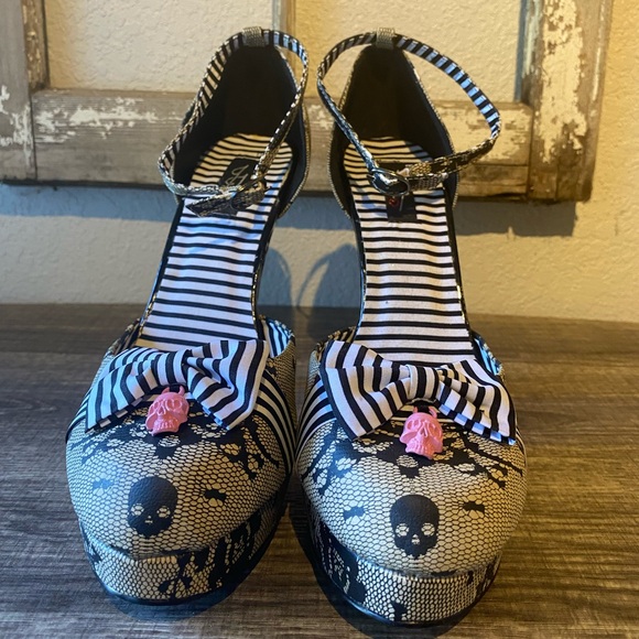 Iron Fist | Shoes | Iron Fist Black And White Skull Platform Shoes ...